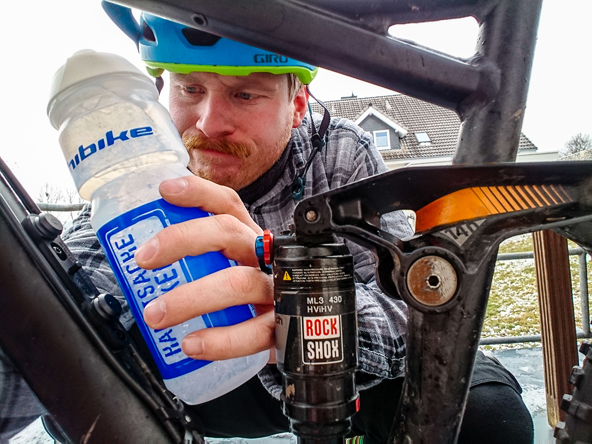 Magnetische Flasche: Fidlock Bottle Twist Gravity Kit im Test | HIBIKE Blog